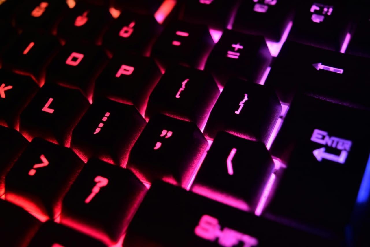 7 Rekomendasi Keyboard Gaming Terbaik untuk Para Gamer - Dunia Teknik